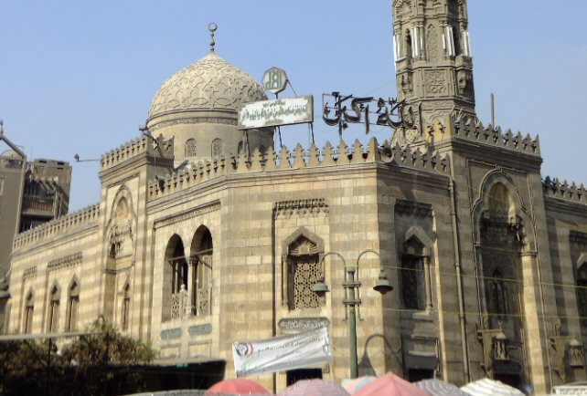 Mosque of Sayyida Aisha in Cairo - Main Destinations in Egypt : Cairo ...