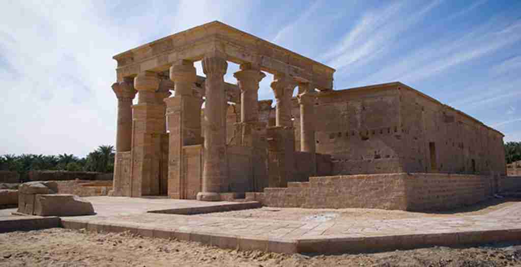 egyptopia.com: Temple of Hibis - Main Destinations in Egypt : The ...