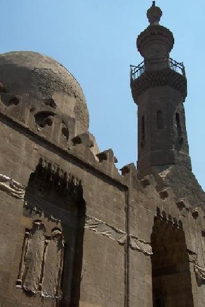 Mosque of Sayyida Aisha in Cairo - Main Destinations in Egypt : Cairo ...