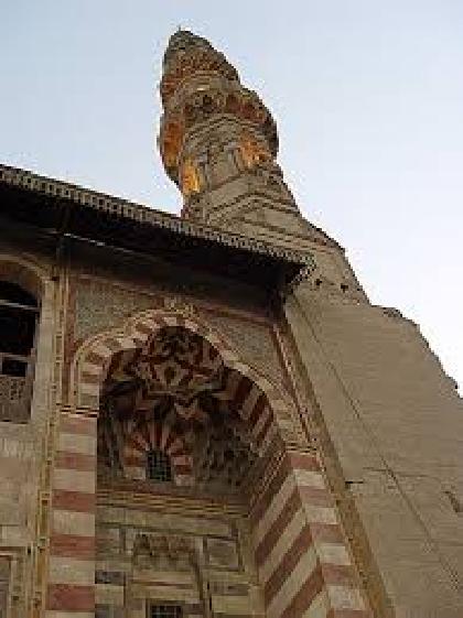 Mosque of Sayyida Aisha in Cairo - Main Destinations in Egypt : Cairo ...
